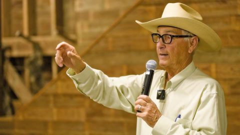 Prairie Talks - Pioneer Bluffs