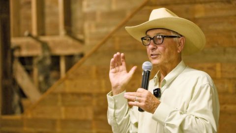 Prairie Talks - Pioneer Bluffs