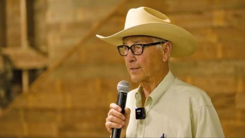 Prairie Talks - Pioneer Bluffs